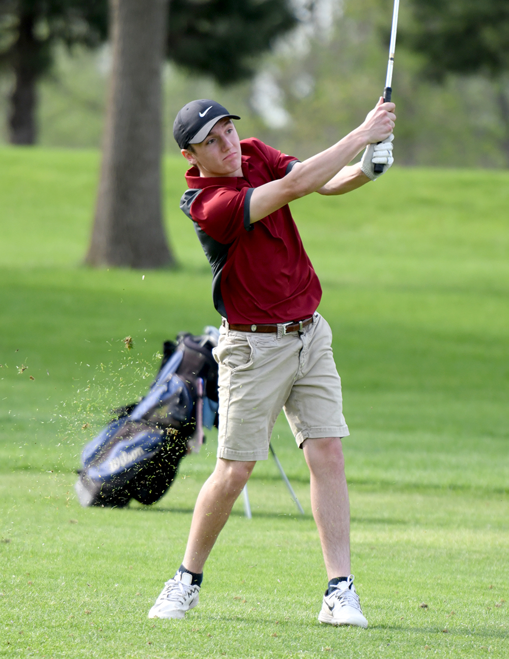 Swenson goes low again at Ames, Hawks second | News, Sports, Jobs - The ...